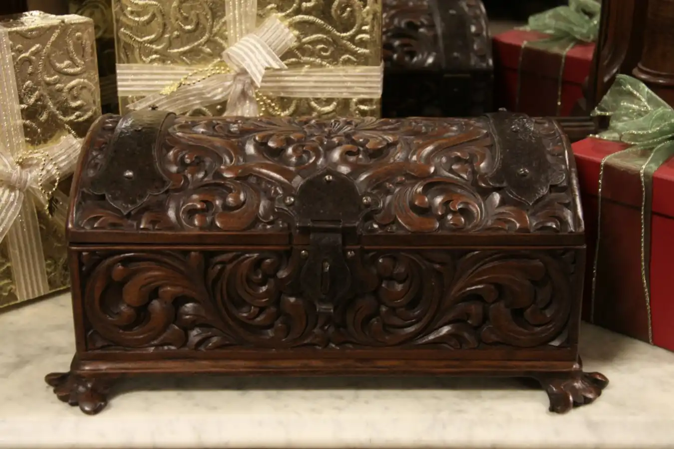 Carved Antique 1900 Jewelry or Letter Box