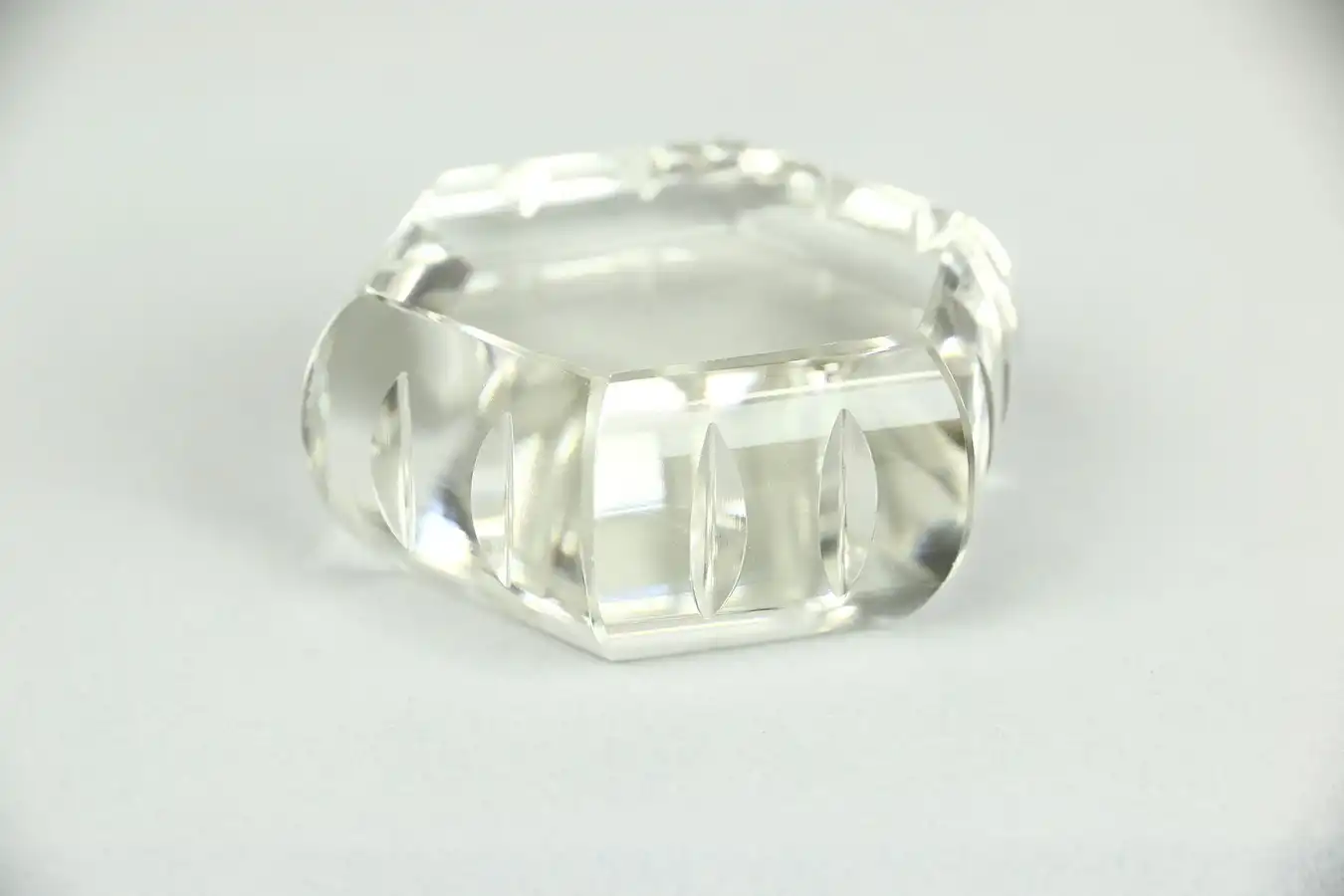 Hexagonal Cut Crystal Paperweight