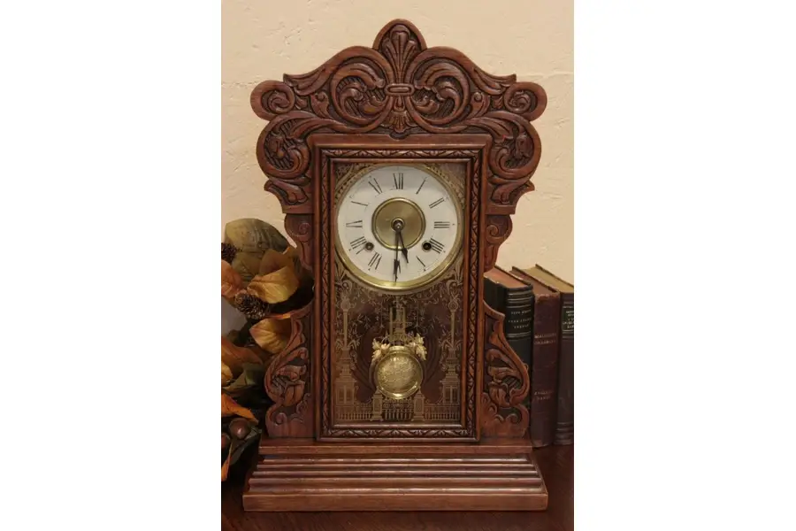 Victorian Antique Oak Clock