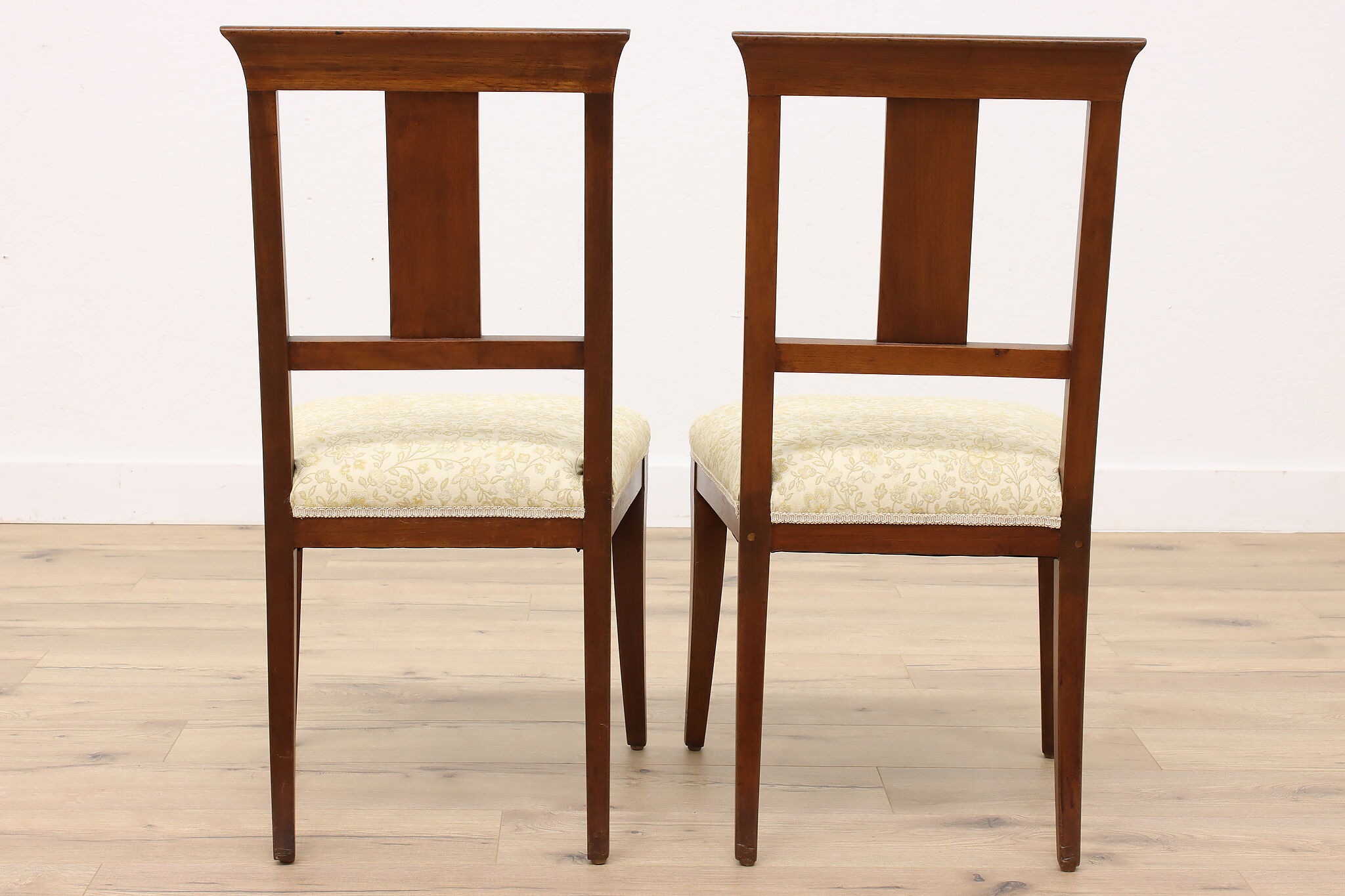 Set Of 6 Victorian Eastlake Antique Walnut Dining Chairs New Upholstery Set Of 6 Victorian Eastlake Antique Walnut Dining Chairs New Upholstery