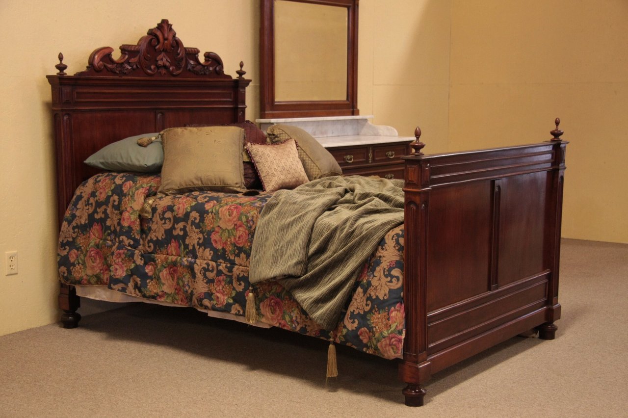 Victorian Hand Carved Antique 1890 Full Bed, Walnut