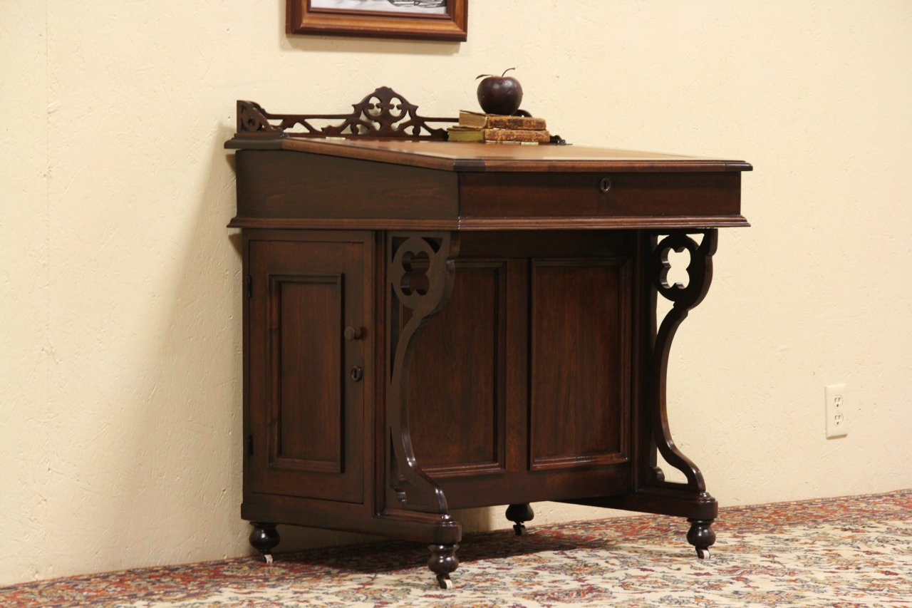 Victorian 1875 Antique Ship Captain or Davenport Desk