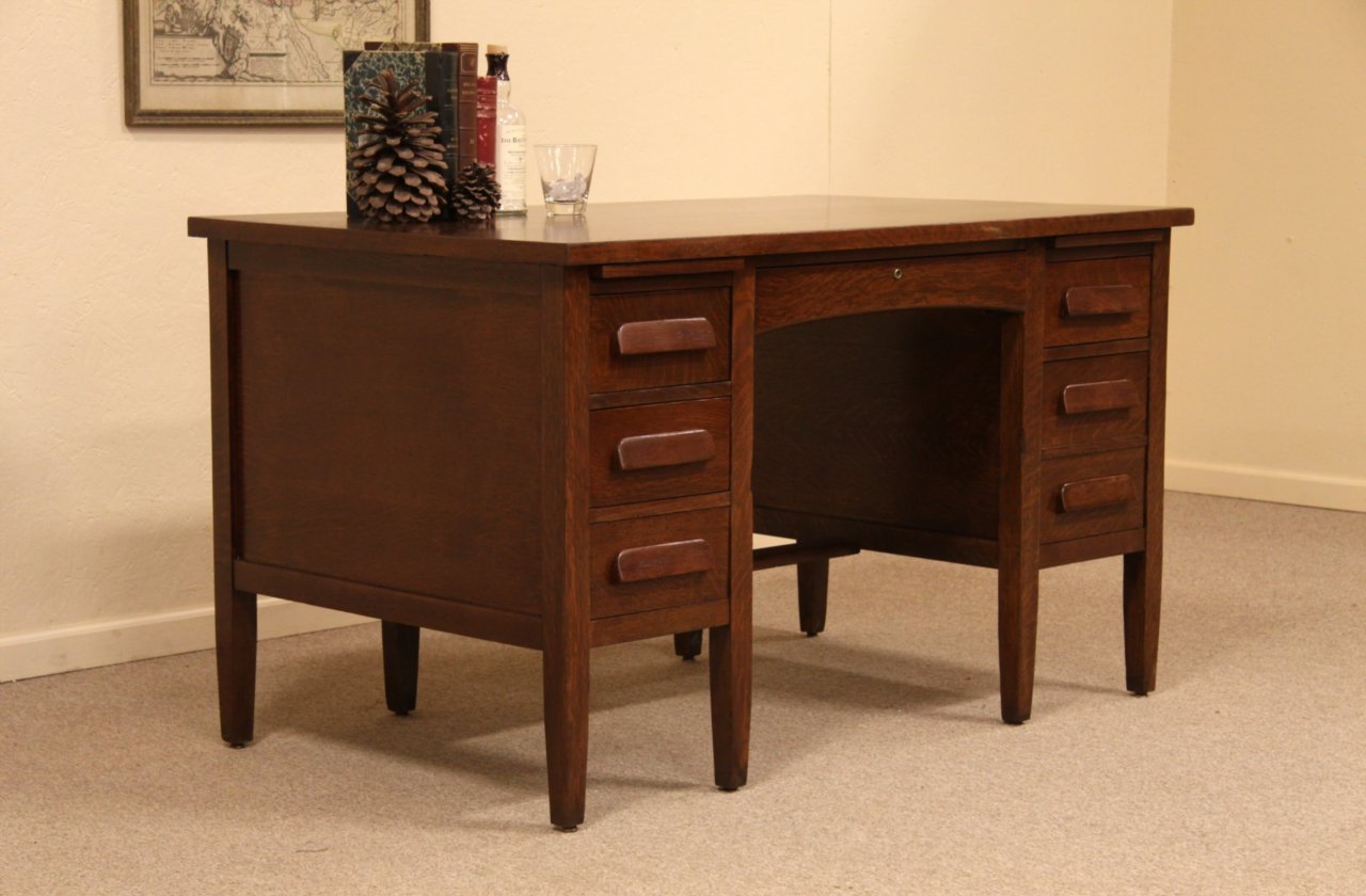 Arts & Crafts Quartersawn Mission Oak Desk