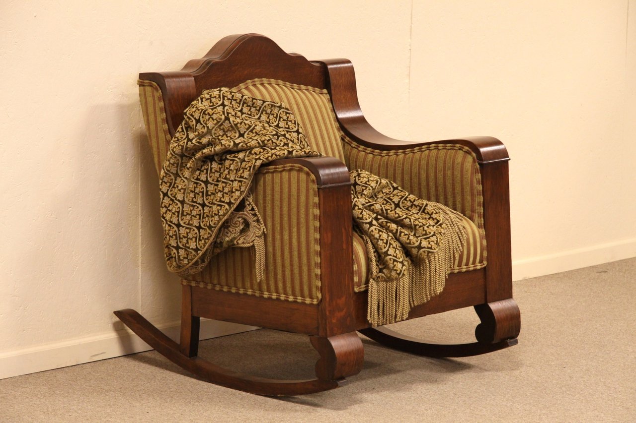 Arts & Crafts Antique Oak Rocker