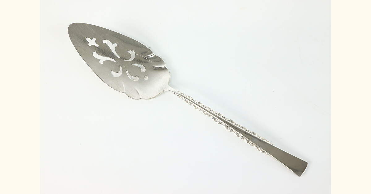 Victorian Antique Silverplate Cake, Pie or Pastry Server International
