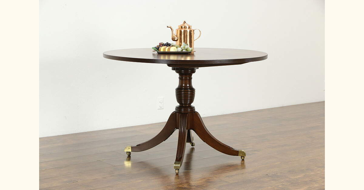 Round Traditional Mahogany Dining, Breakfast or Conference Table, Gulden
