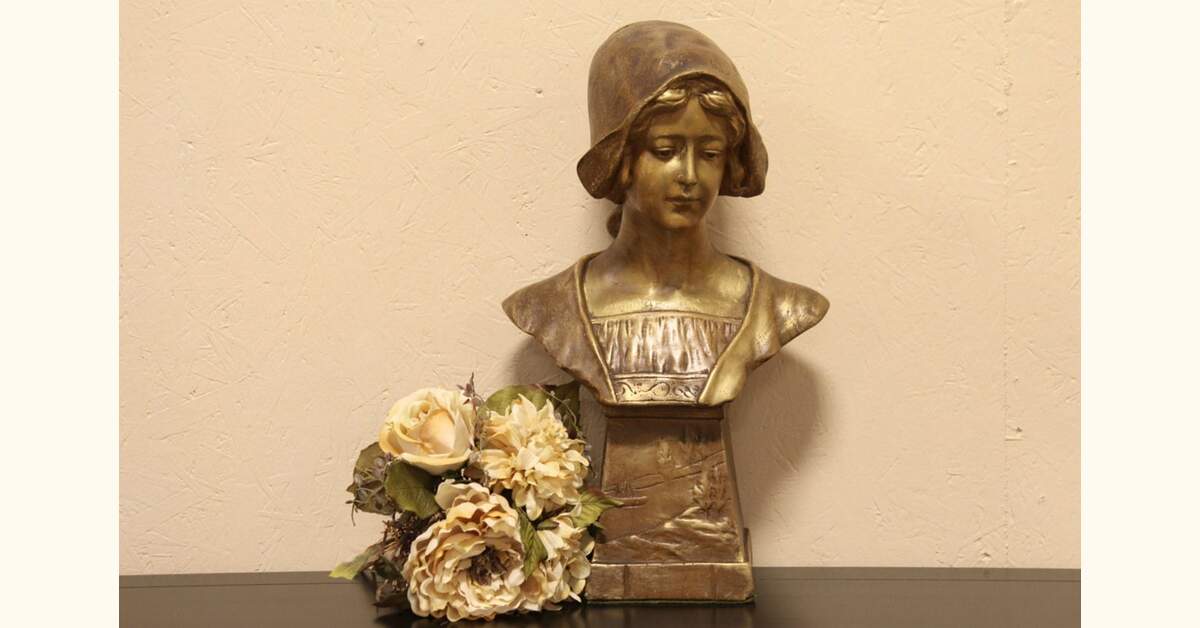 Gold Antique 1910 German Bust of Young Woman