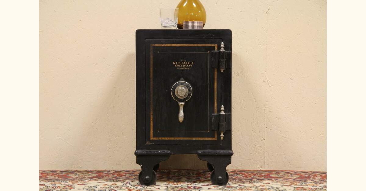 Reliable Kentucky Antique 1895 Iron Safe