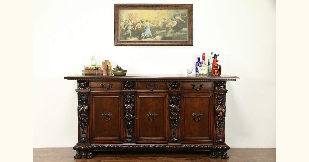 Italian Renaissance Antique Sideboard Server or Hall Console, Figures