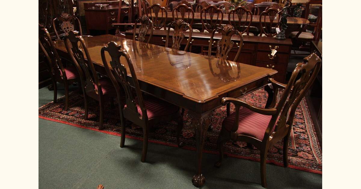 Henredon Chippendale Dining Set 8 Chairs 10'4" Table