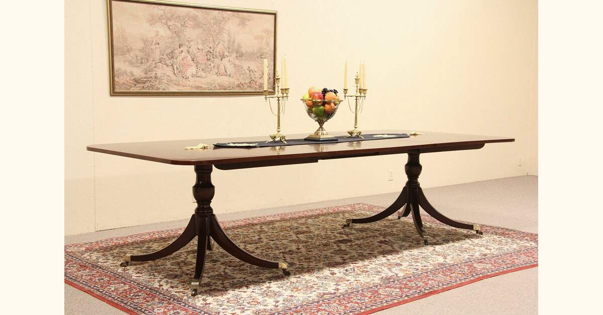 Kittinger Vintage Mahogany 9' 6" Dining Table