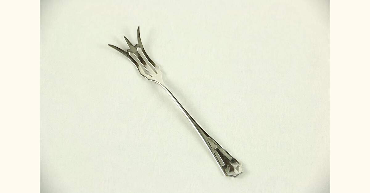 Sterling Silver 1910 Antique Lemon, Seafood or Relish Fork