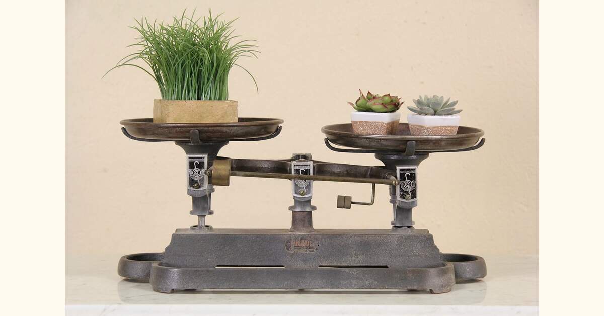 Industrial Design Iron 1930's Balance Scale