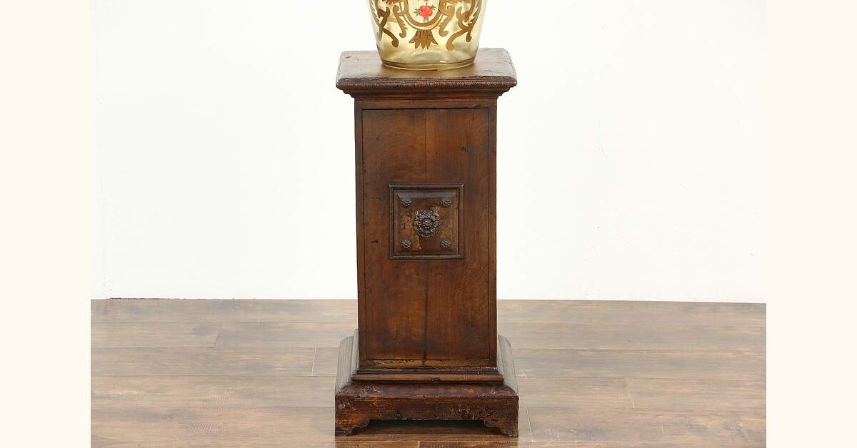 Iron Antique Dutch Safe, Camouflage Wood Grained Case, Giant Key, 12 ...