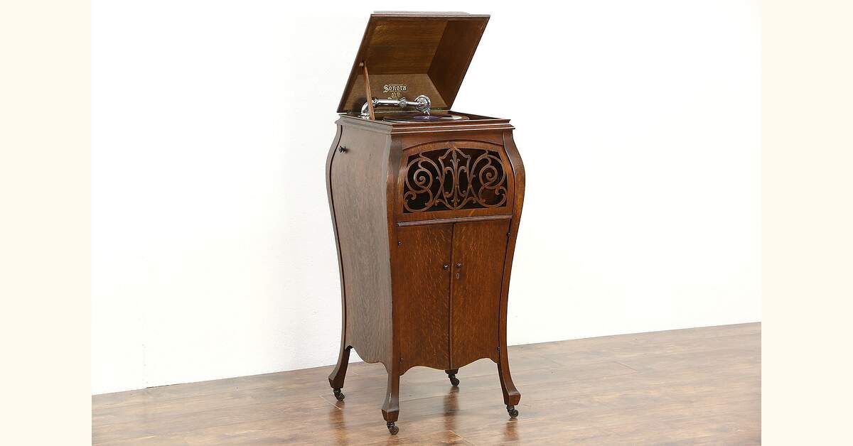 Sonora NY Signed Oak Wind Up Phonograph Antique Record Player, 1915 Prize