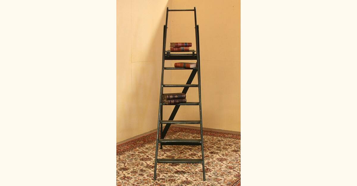 Folding Library Ladder with Shelf