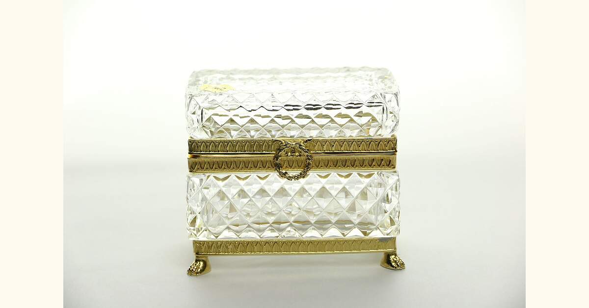 Square Crystal Box on Legs