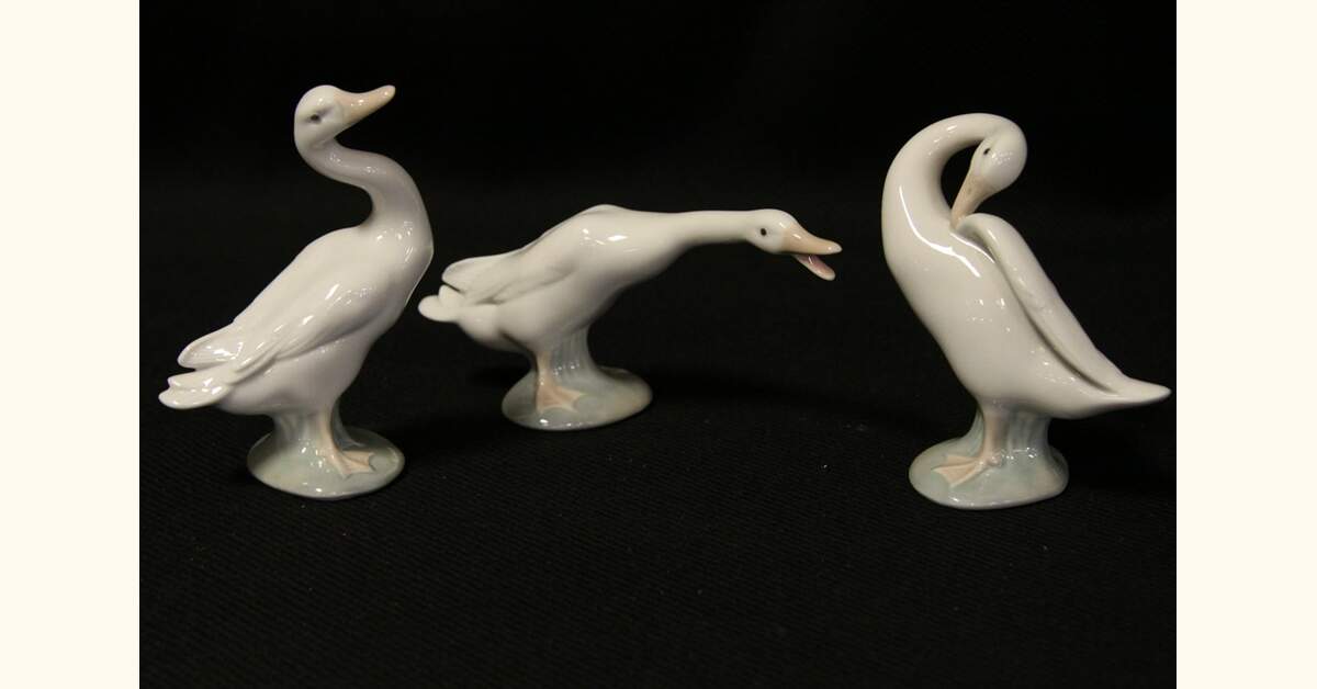 Set of 3 Lladro Geese