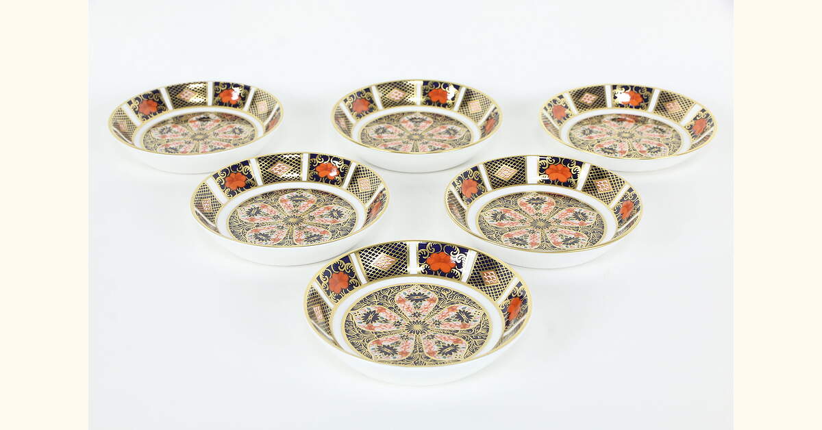 Old Imari Set of 6 Coasters or Trays, English Royal Crown Derby