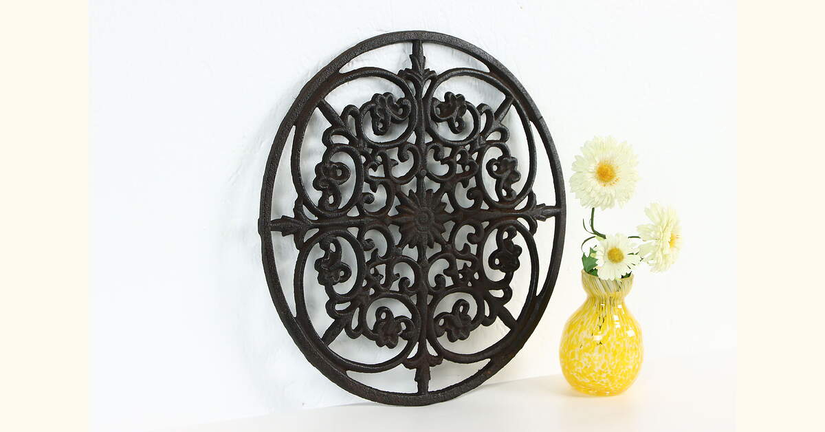 Victorian Design Vintage Round Iron Salvage Grill 12"