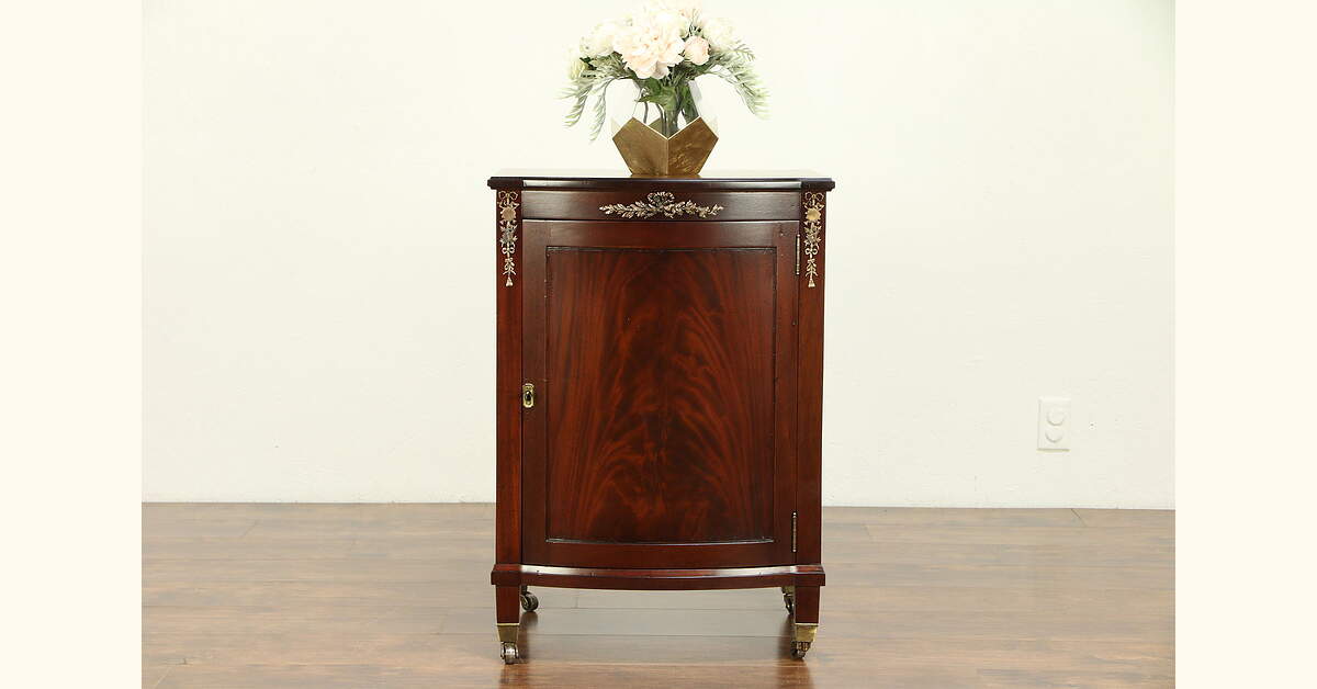 Mahogany Antique Music Cabinet, Musical Instrument Mounts