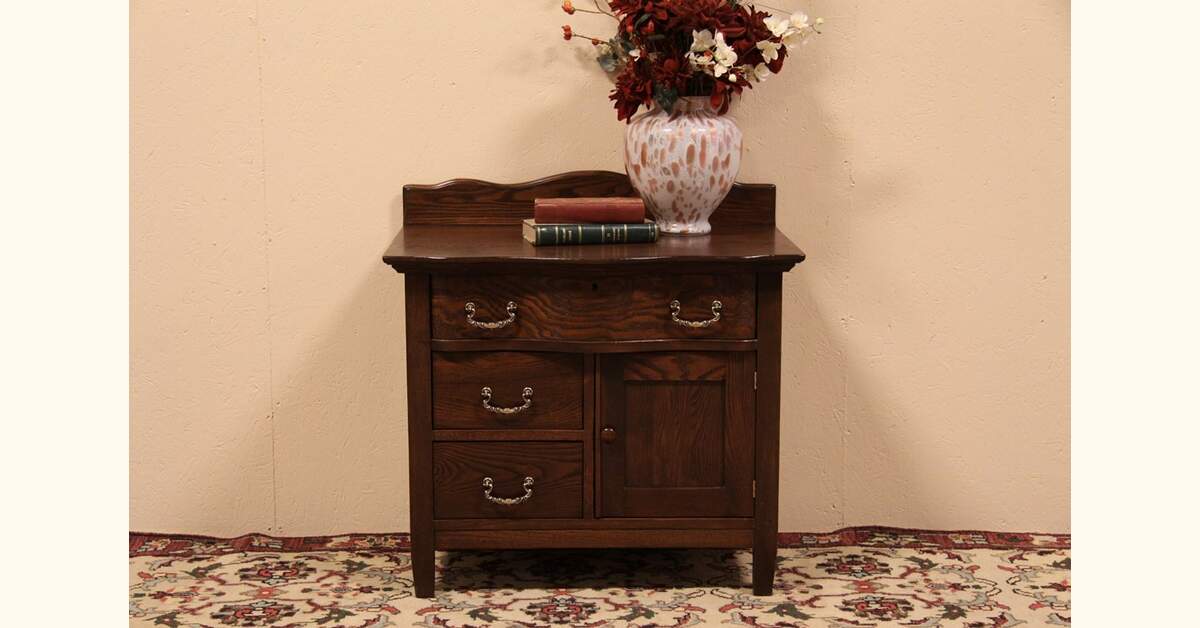 Victorian Chest or Commode, End Table