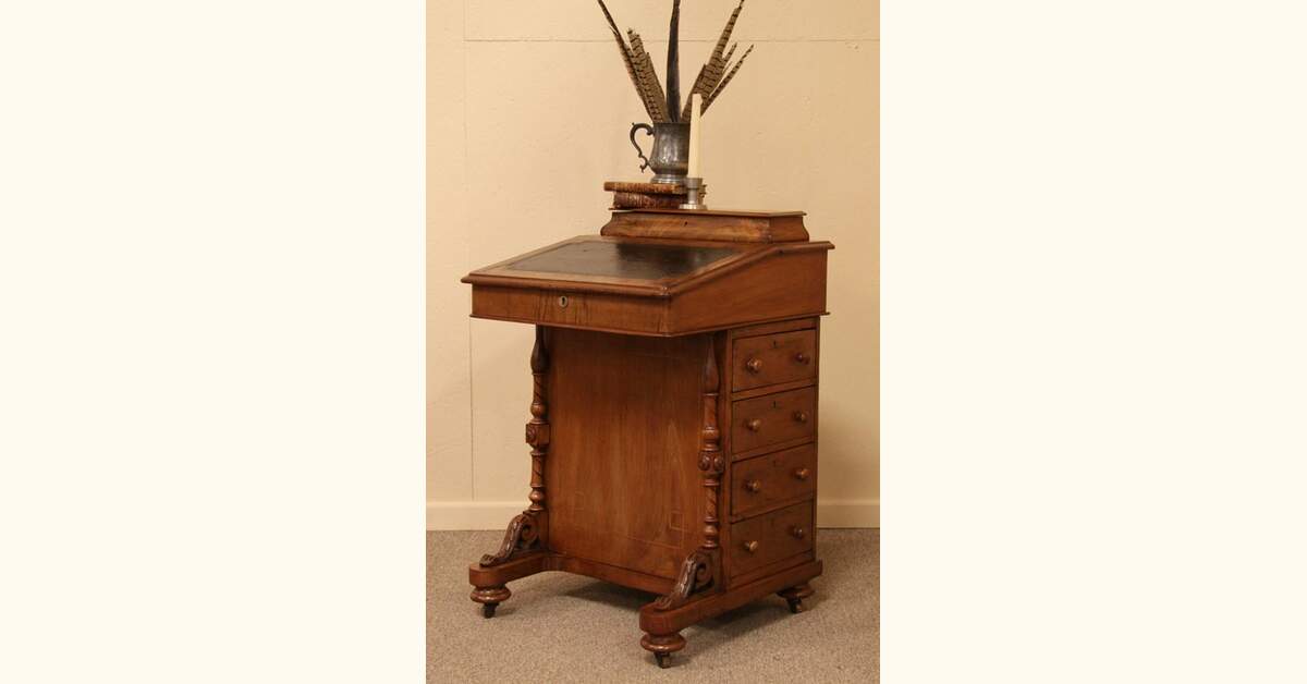 Victorian Antique Ship Captain's Davenport Desk