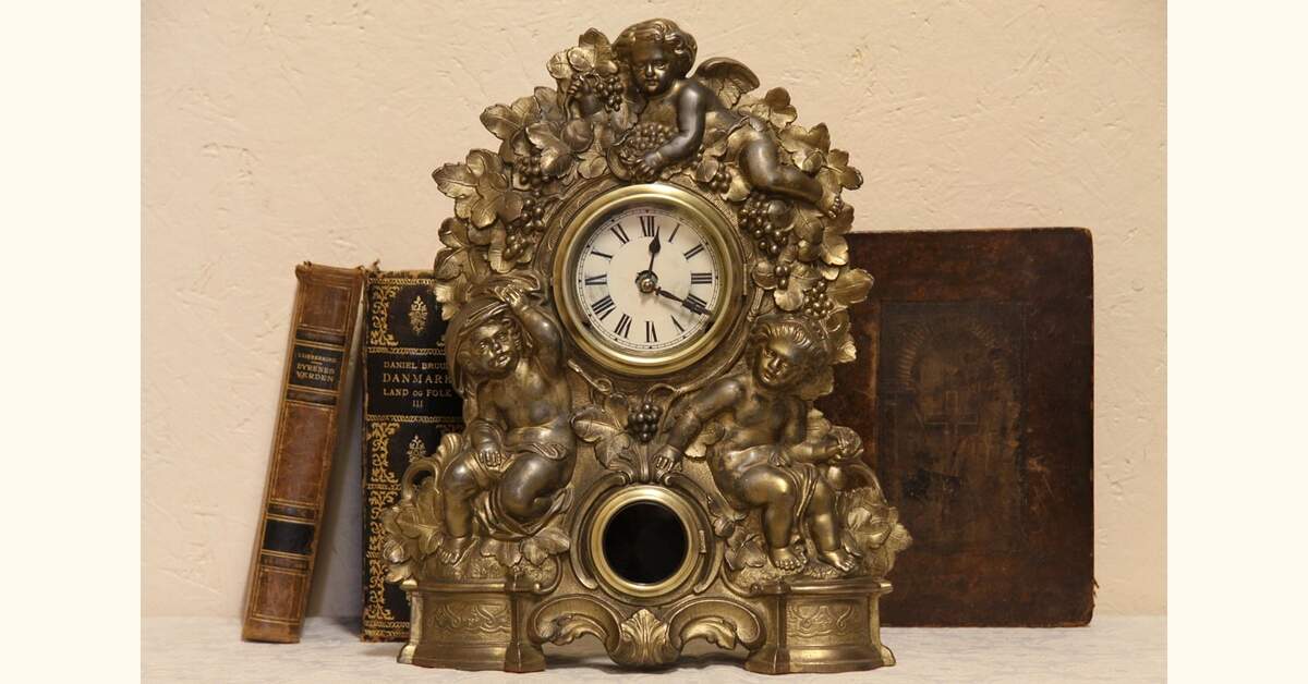 Victorian Antique Iron Clock, Cherubs & Angels