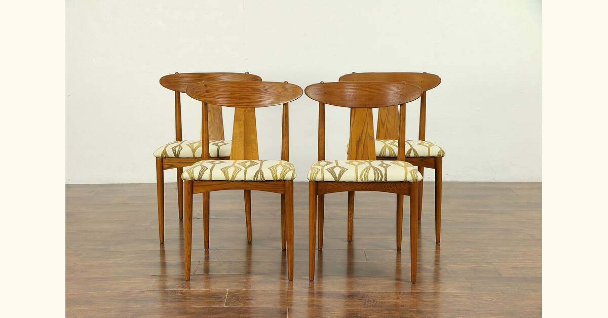 Set of 4 Midcentury Modern 1960 Vintage Dining Chairs, New Upholstery