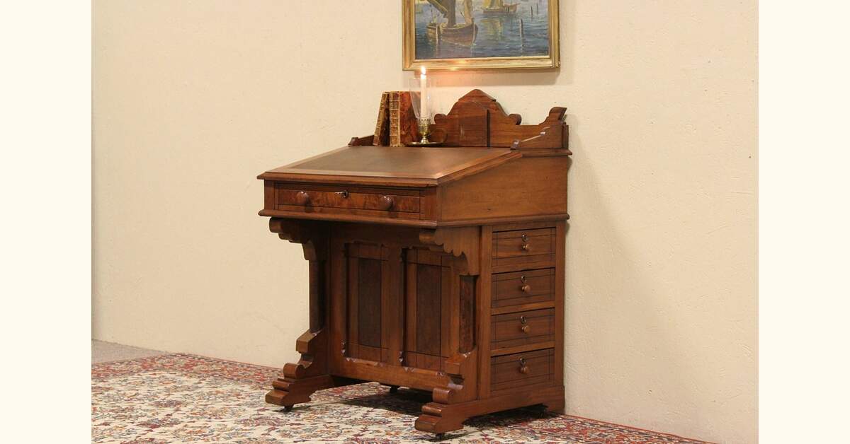 Eastlake 1885 Antique Ship Captain or Davenport Desk