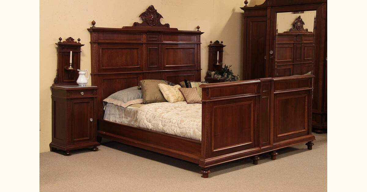 Victorian Carved Walnut King Size Antique Bed