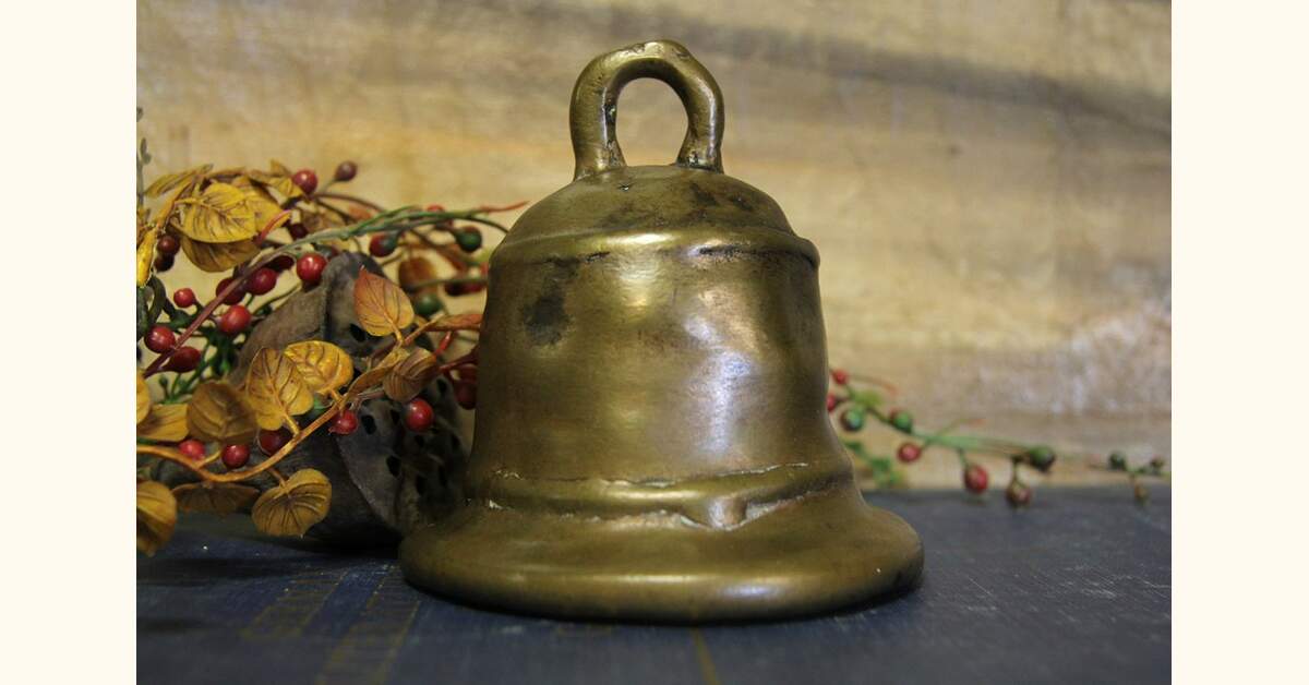 Vintage Hand Cast Brass Bell, 3 3/4" Tall