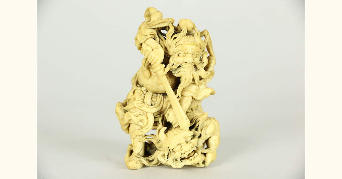Chinese Traditional Hand Carved Bone Pair of Wrestlers