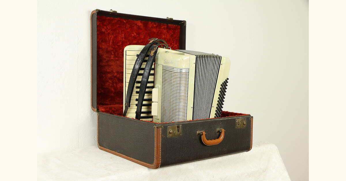 Silvietto Vintage Italian Accordion Musical Instrument with Case