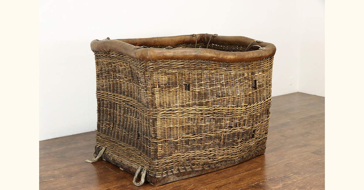 Hot Air Balloon Vintage Wicker Passenger Basket