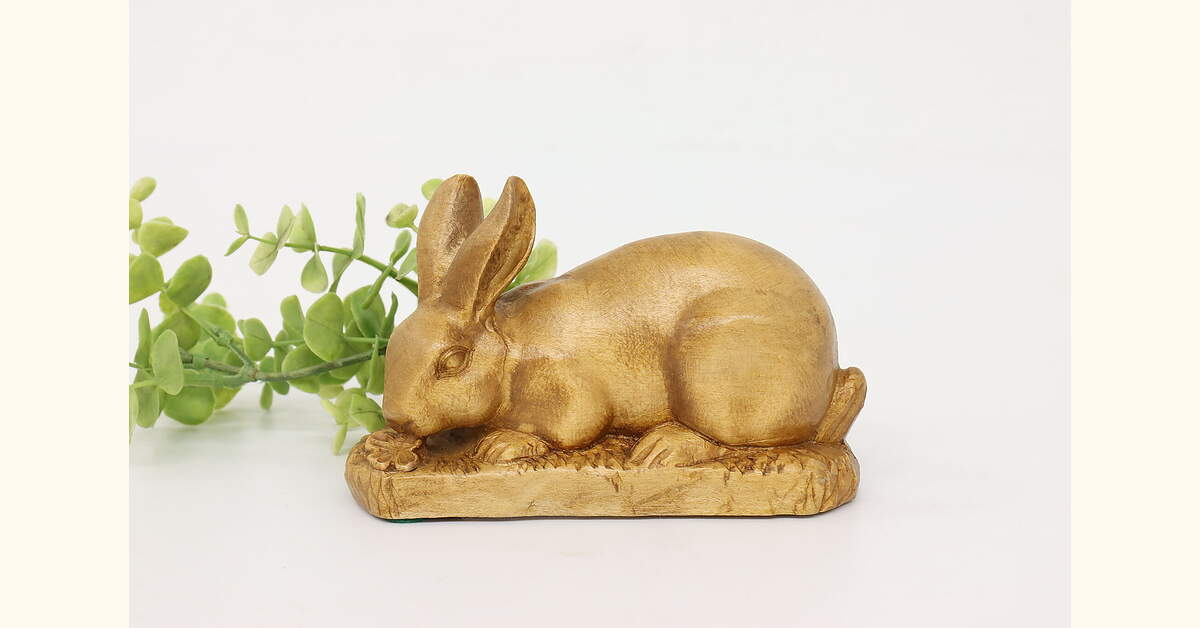 Swiss Alpine Vintage Folk Art Hand Carved Bunny or Rabbit Sculpture