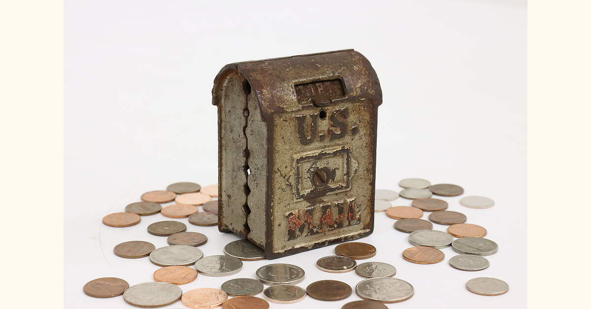 Cast Iron Antique US Mail Mailbox Coin Bank, Hinged Lid