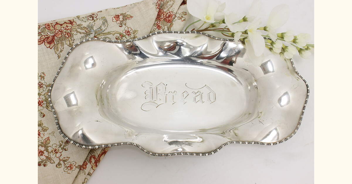 Victorian Antique Silverplate Engraved Bread Serving Dish WR