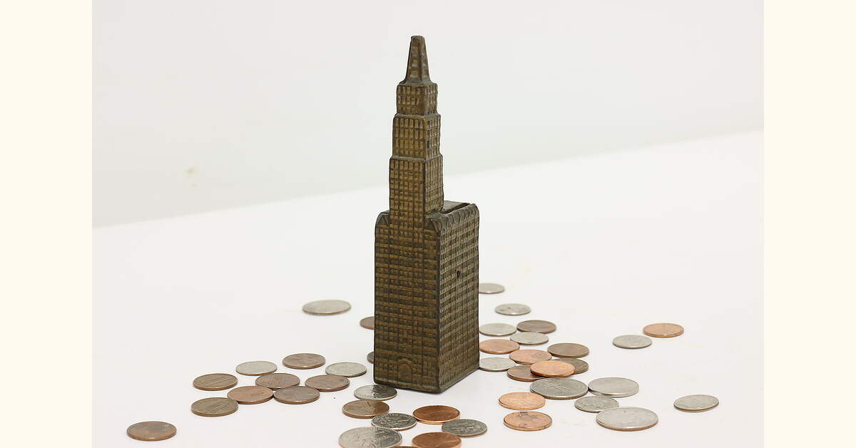 NYC Woolworth Building Antique Cast Iron Coin Bank
