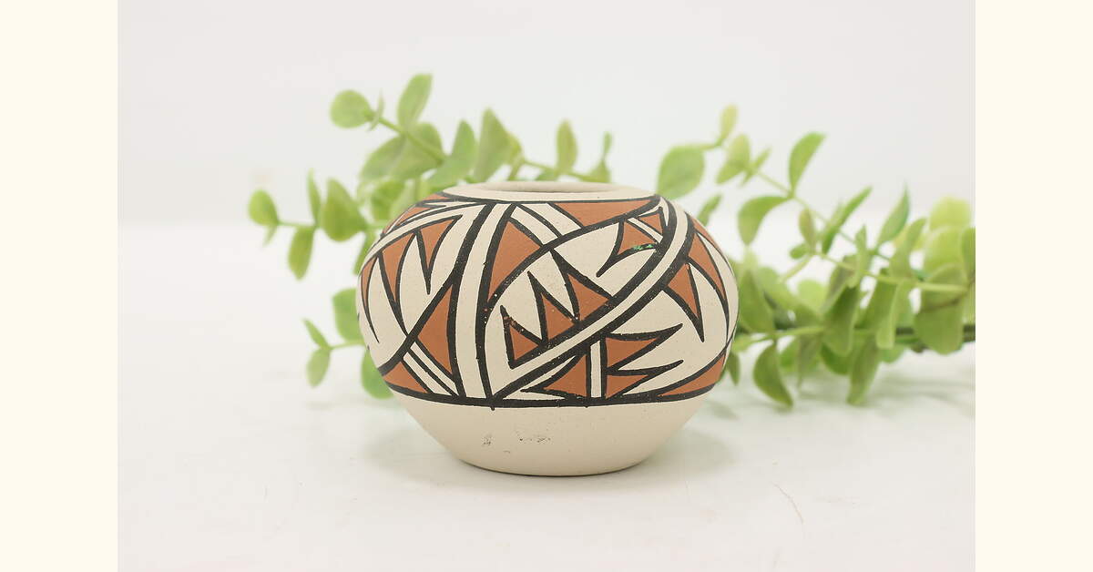 Native American Pojoaque Pueblo Painted Pottery, Talachy