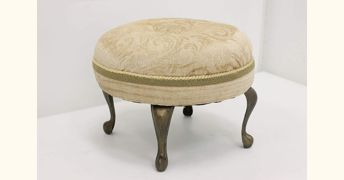 Traditional Vintage Round Upholstered Footstool