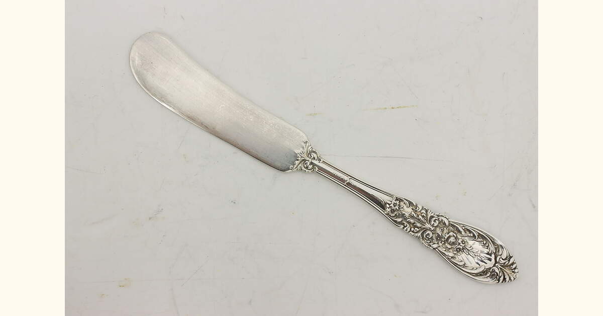 Richelieu International Sterling Silver Butter Knife