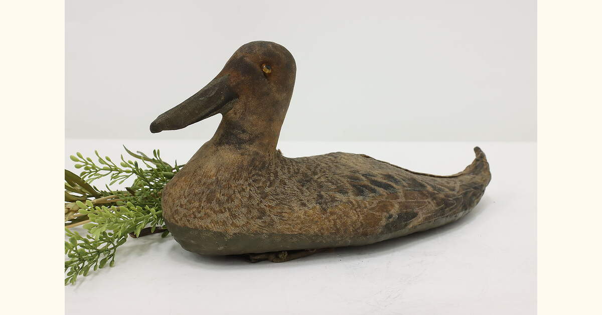 Farmhouse Vintage Painted Canvas Decoy Duck Sculpture