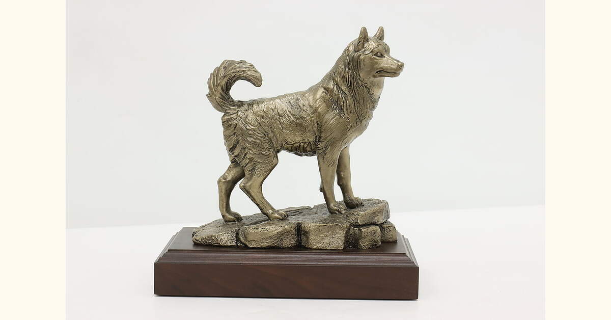 Bronze Vintage Husky Sculpture on Walnut Base, Shoop