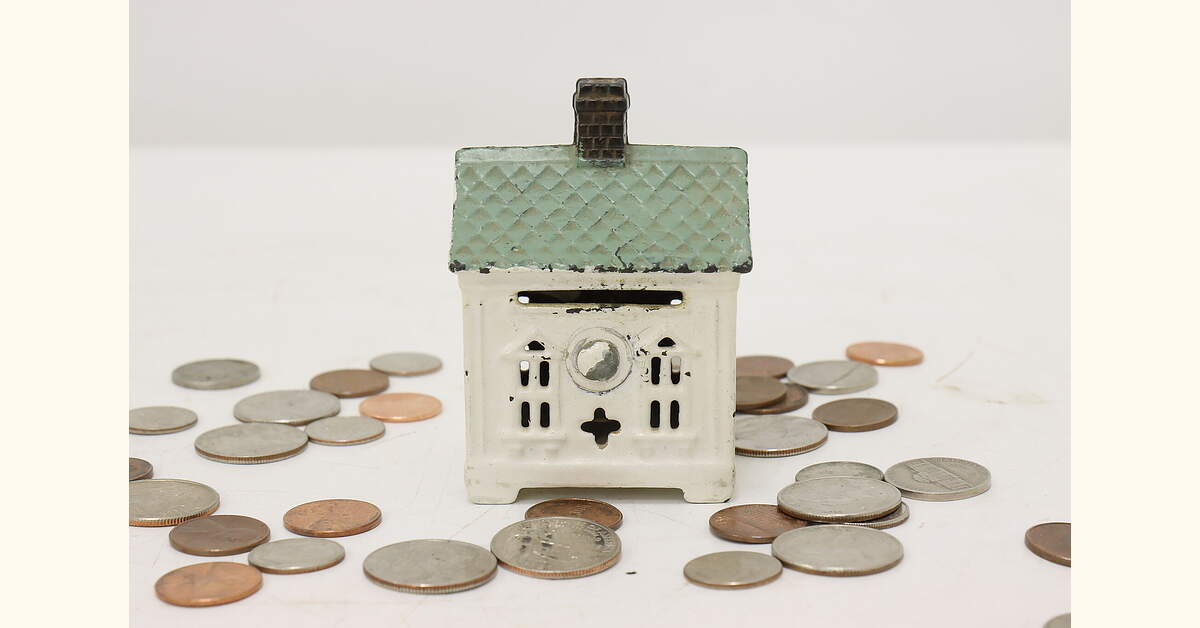 Victorian Antique Painted Cast Iron Coin Bank House