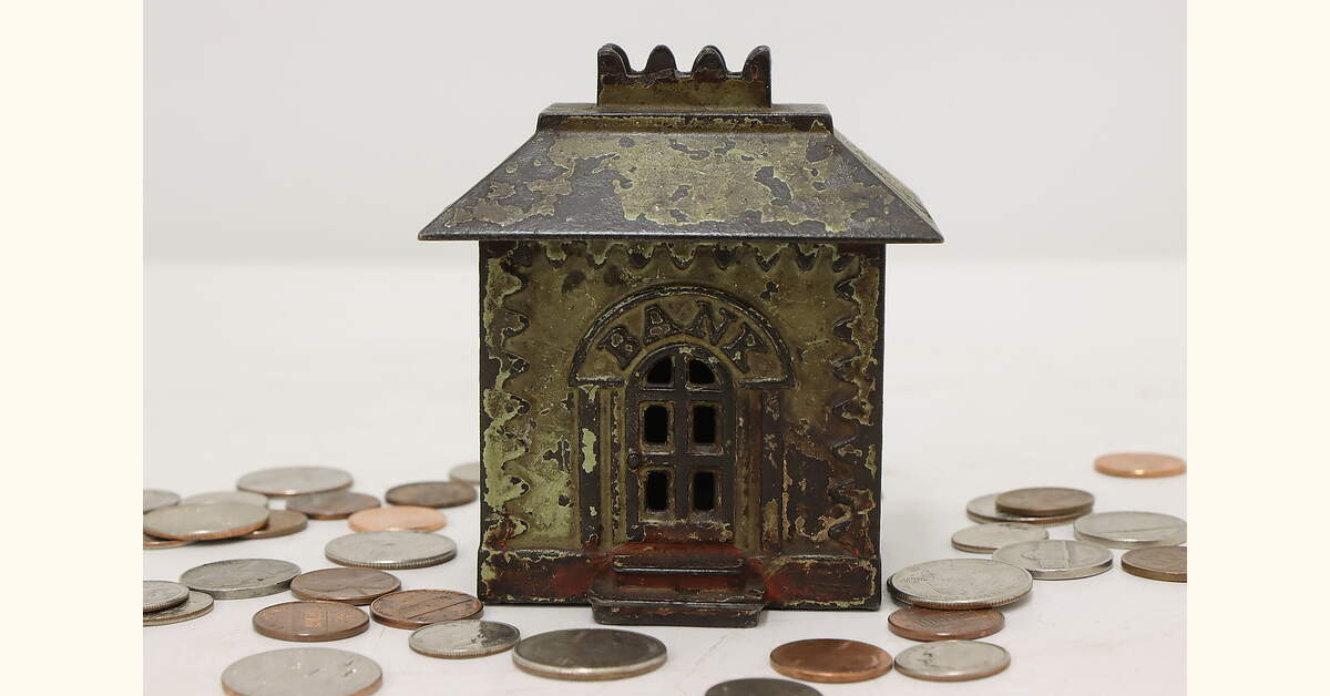 Traditional Antique Painted Cast Iron 