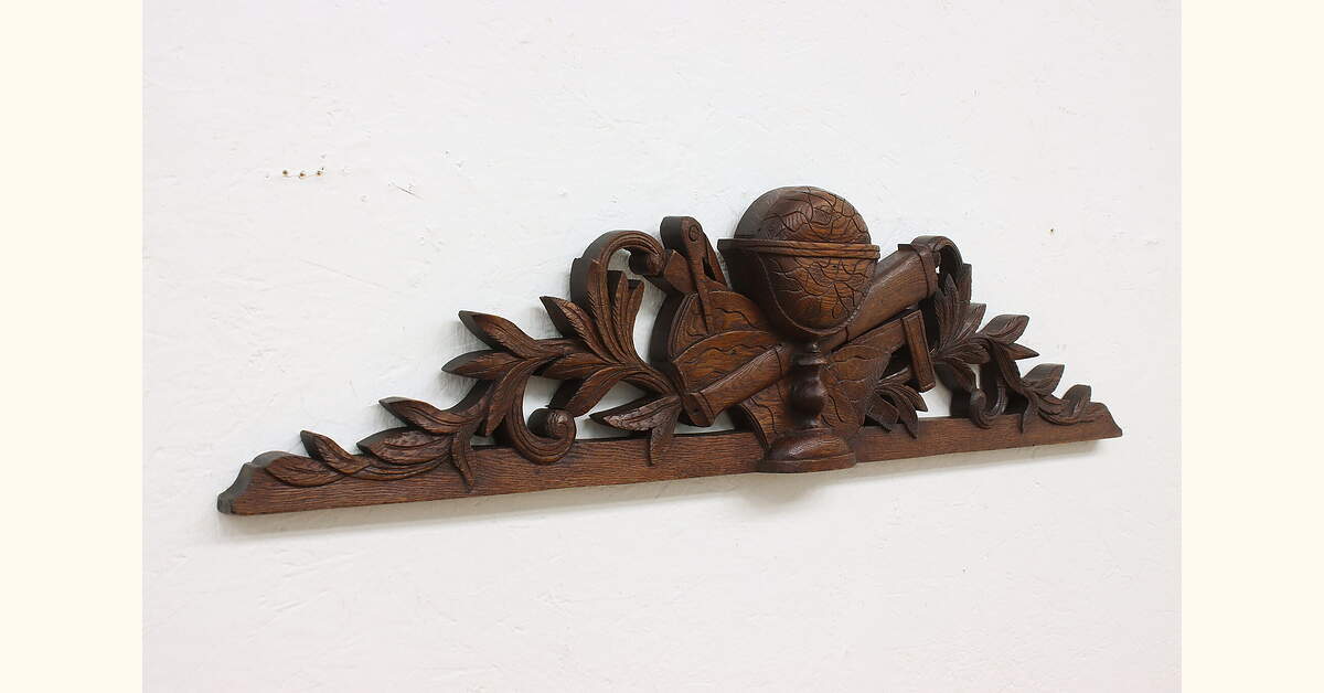 Renaissance Antique Carved Oak Globe & Compass Salvage Crest